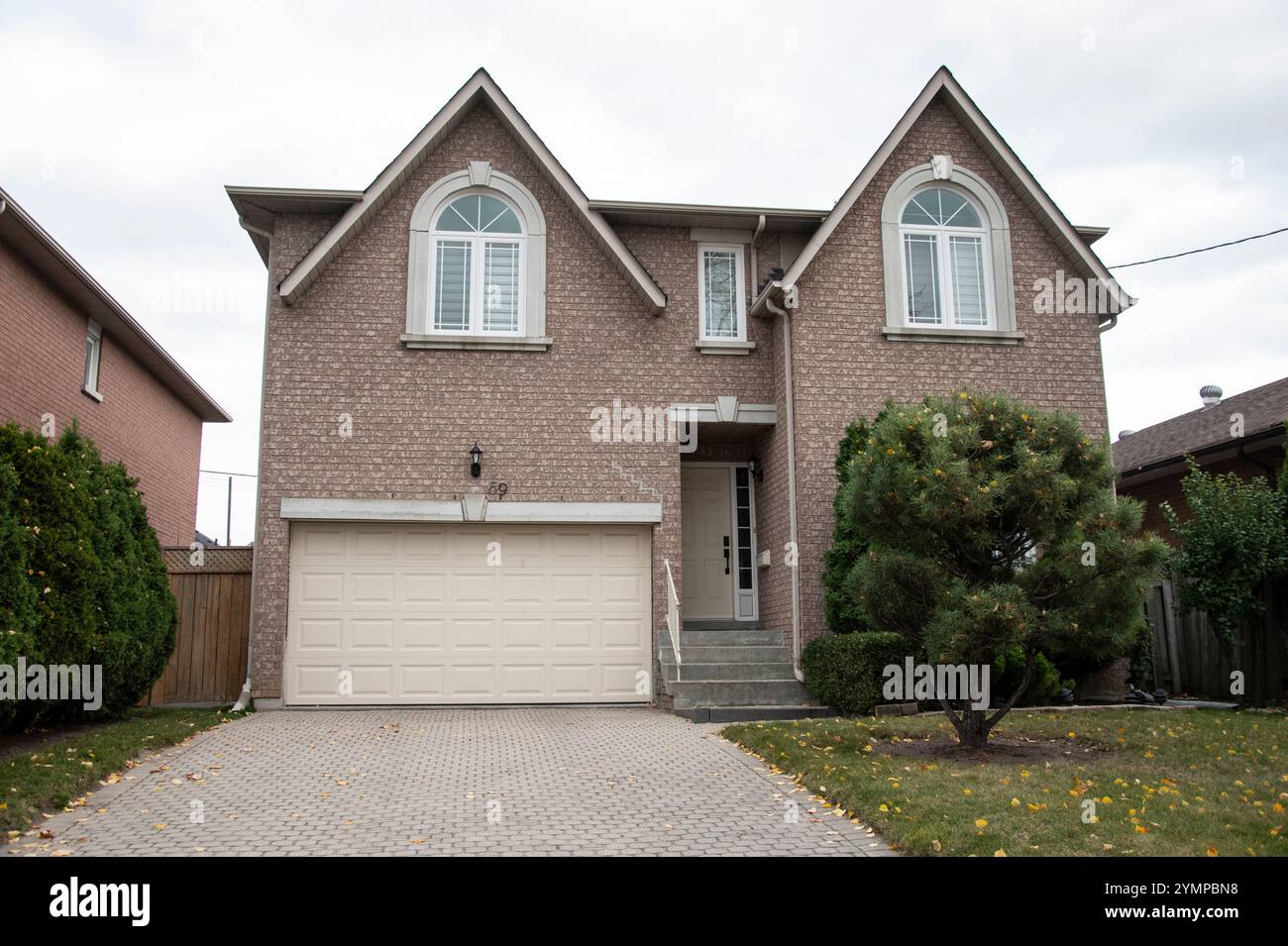 Saddle ridge hi-res stock photography and images - Alamy