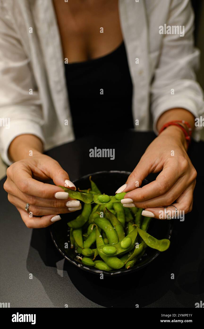 Asian edamame beans in hi-res stock photography and images - Alamy