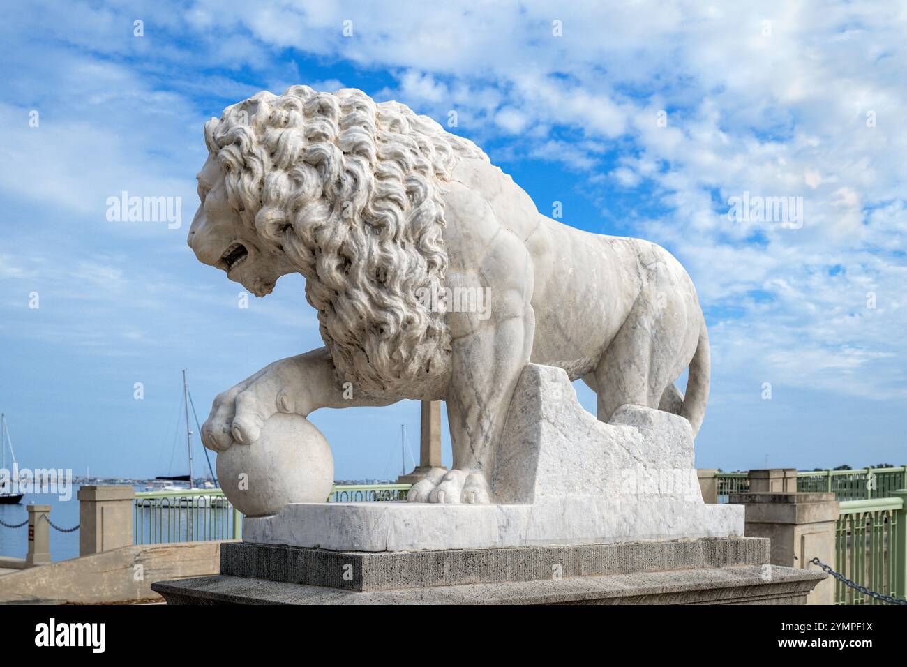 Lion on The Bridge of Lions over the Matanzas River, St Augustine ...