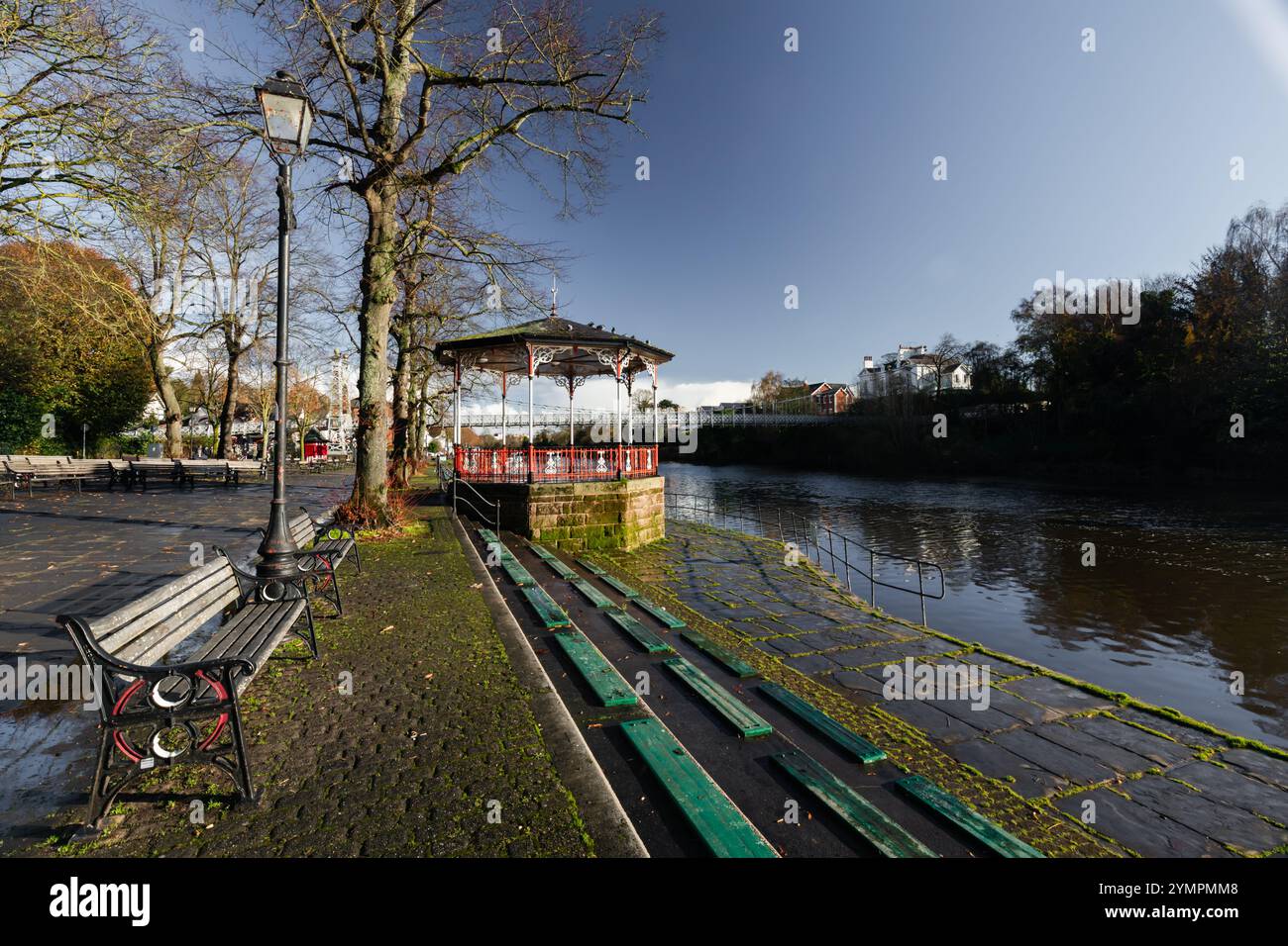 Queen's park band stand hi-res stock photography and images - Alamy