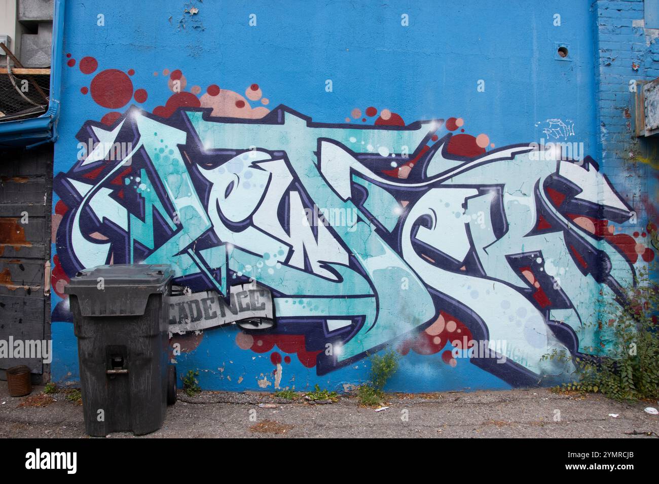 Graffiti on shops hi-res stock photography and images - Alamy