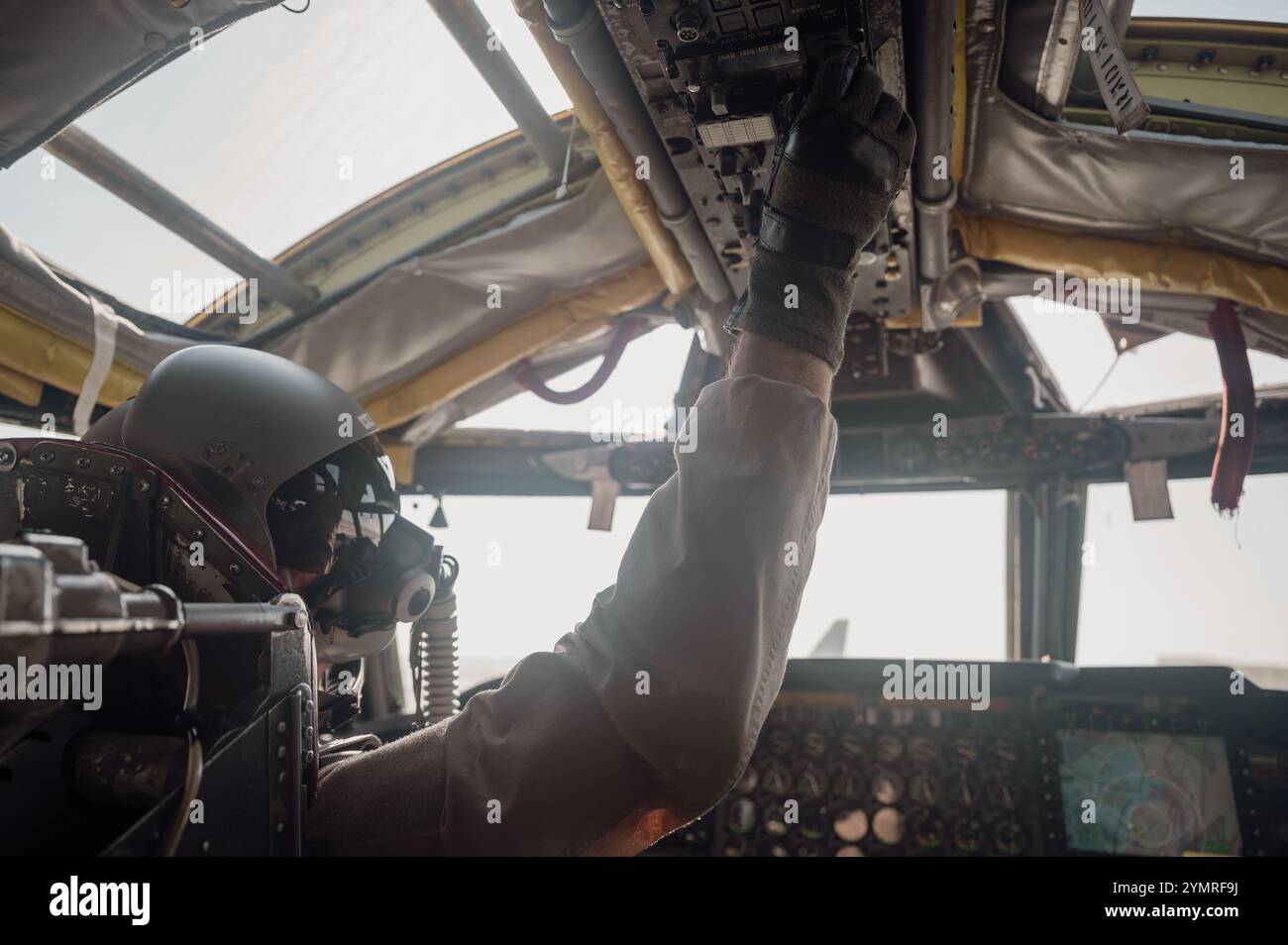 A U.S. Air Force 69th Expeditionary Bomb Squadron B-52H Stratofortress ...