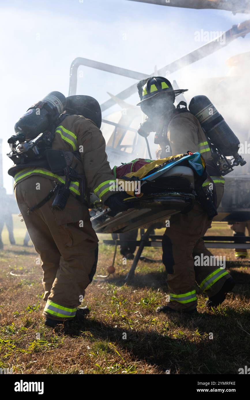 Firefighters with Quantico Fire and Emergency Services simulates ...