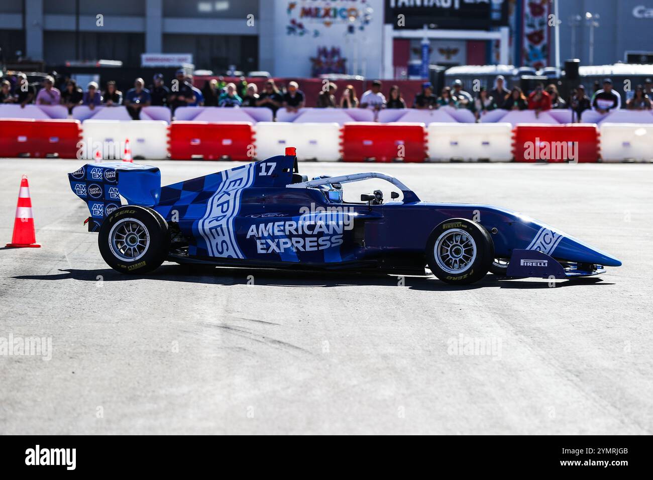 Las Vegas, NV, USA. 22nd Nov, 2024. The American Express (17) F1 ...