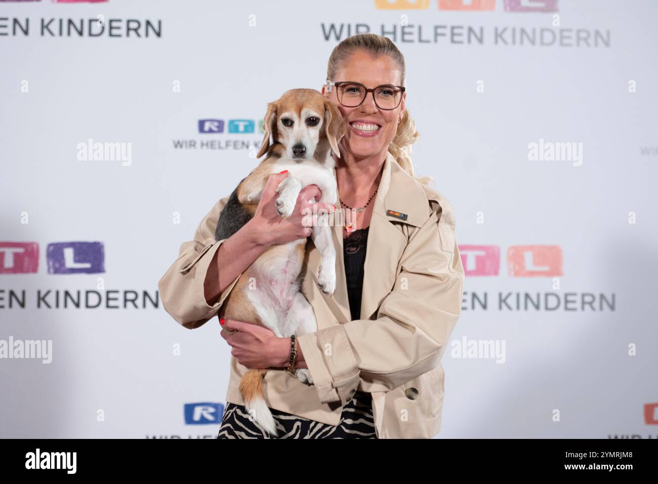 Doc POLLY, Tanja Pollmueller, veterinarian, with Beagle dog Heidi 29th ...