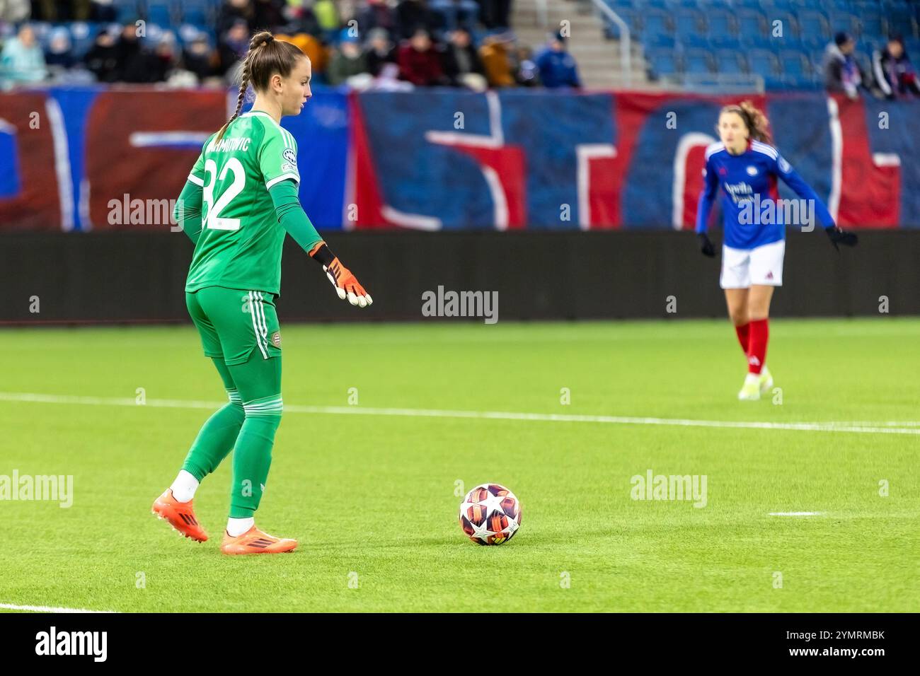 Oslo, Norway. 21st, November 2024. Goalkeeper Ena Mahmutovic (32) of ...