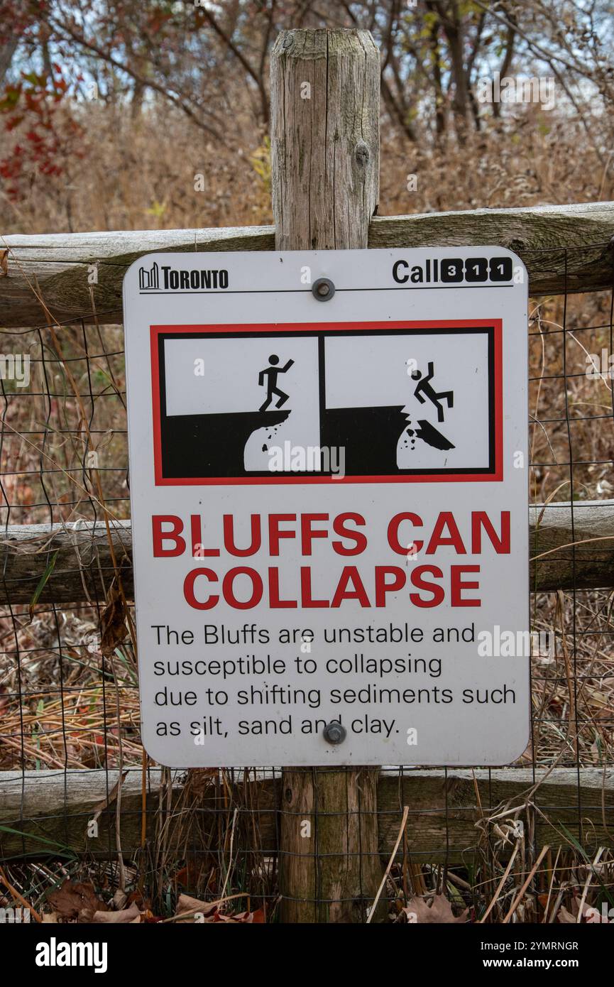 Danger sign bluffs can collapse at Bluffer's Park in Scarborough ...