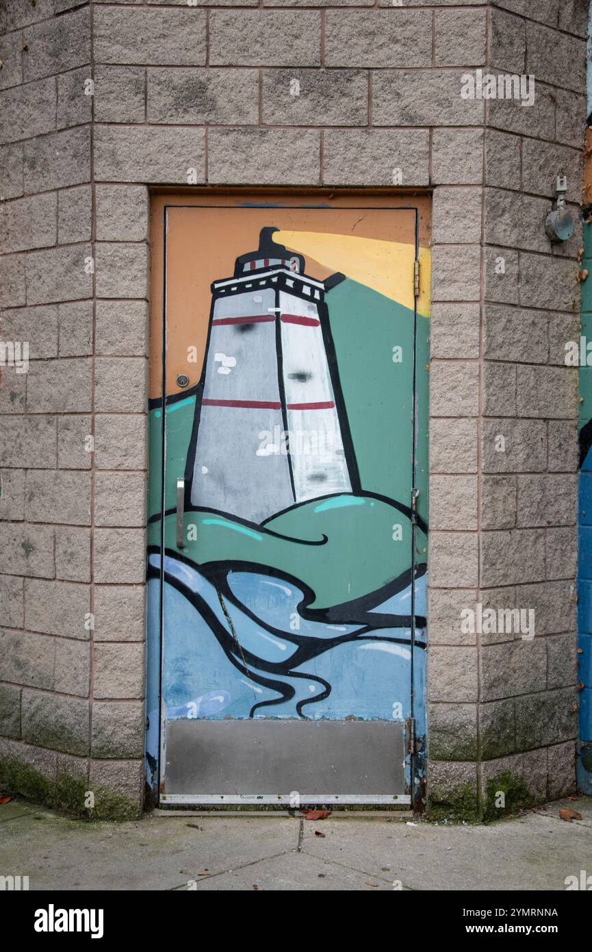 Mural of a lighthouse on the west washroom building at Bluffer's Park ...