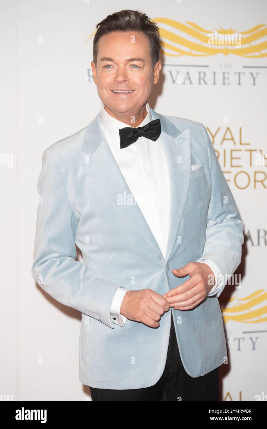 London, UK. 22 Nov 2024. Presenter Stephen Mulhern attending the Royal ...
