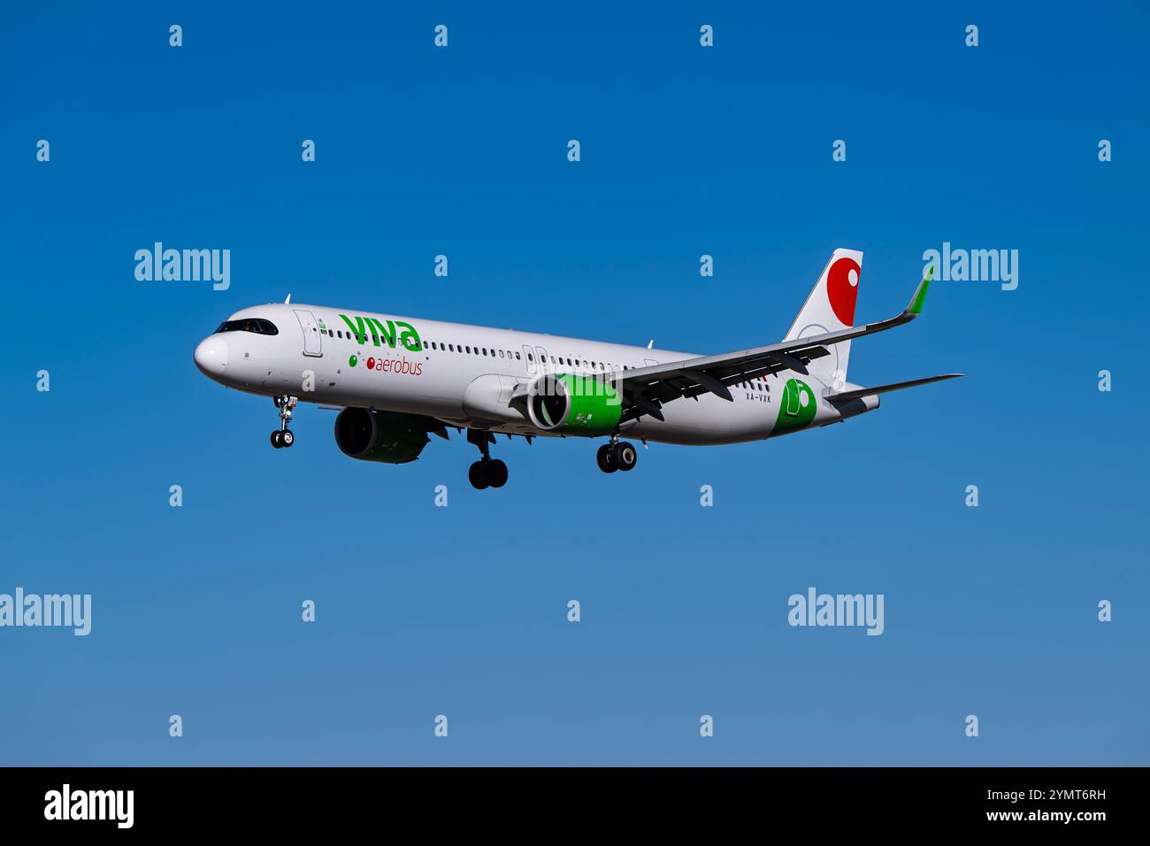 Vviva aerobus hi-res stock photography and images - Alamy