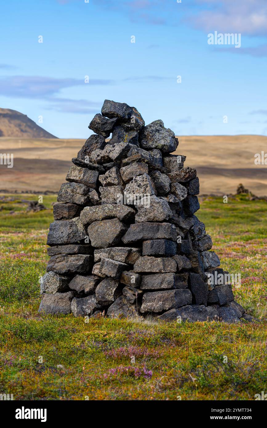 Iceland monolith hi-res stock photography and images - Alamy