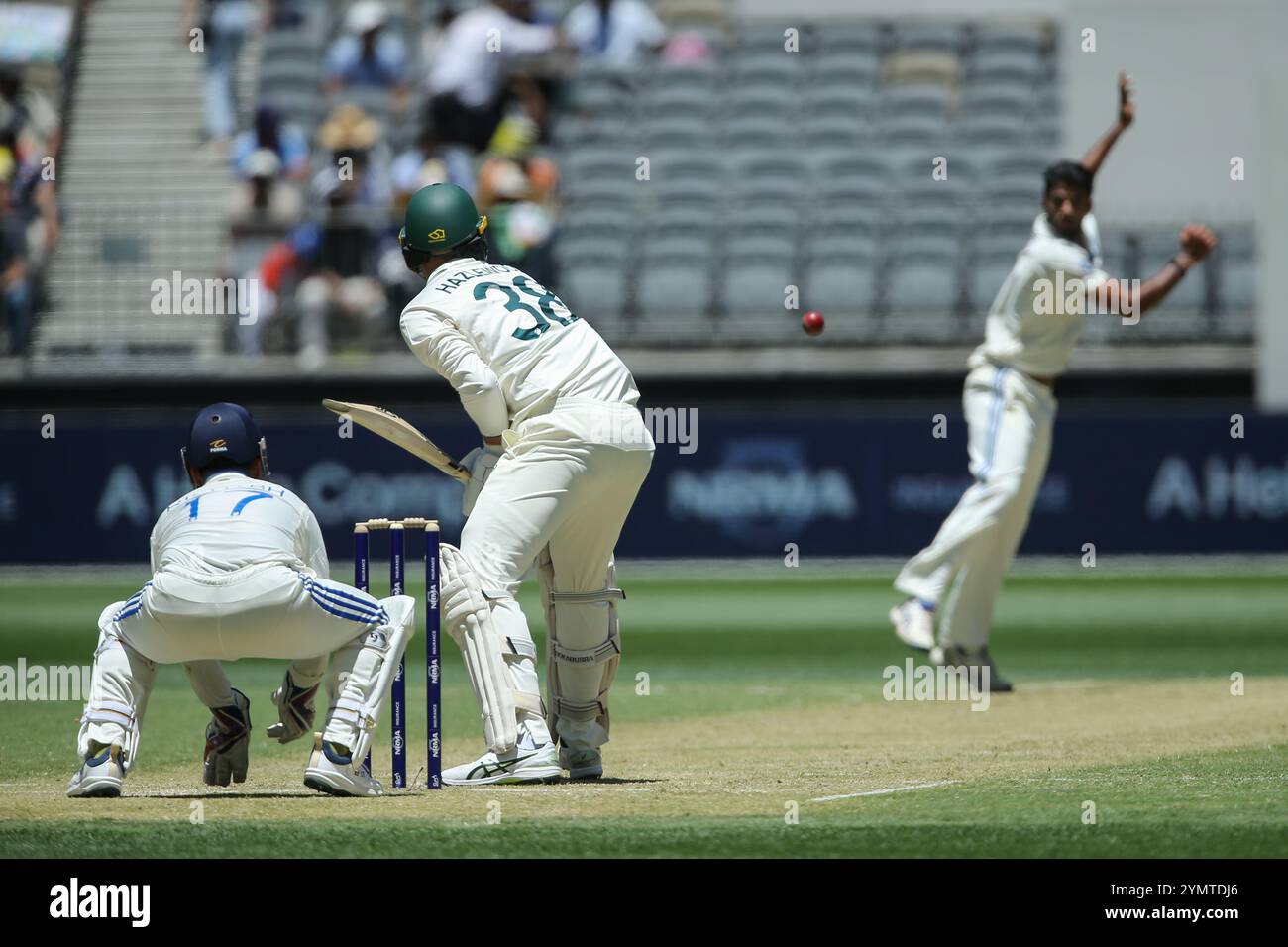 Cricket washington sundar hi-res stock photography and images - Alamy