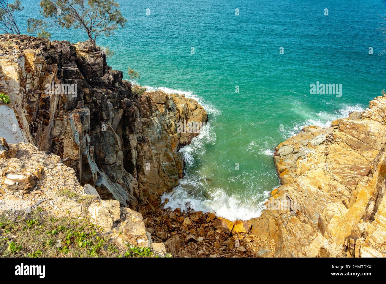 Ocean coastline as seen from wave lookout, Seventeen Seventy ...