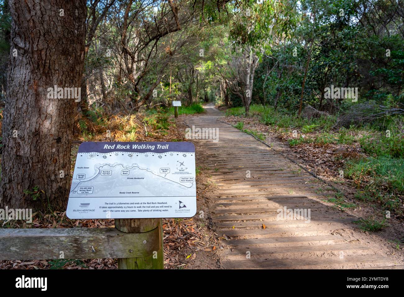 Bush trail queensland hi-res stock photography and images - Alamy