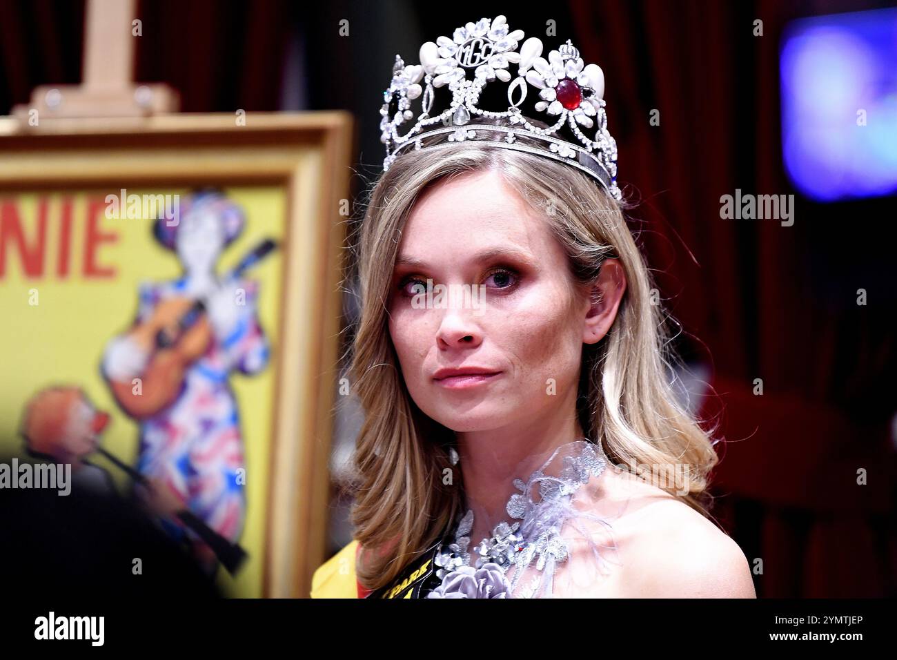 28 years Policewoman Nadine Berneis wins this Years Miss Germany 2019 ...