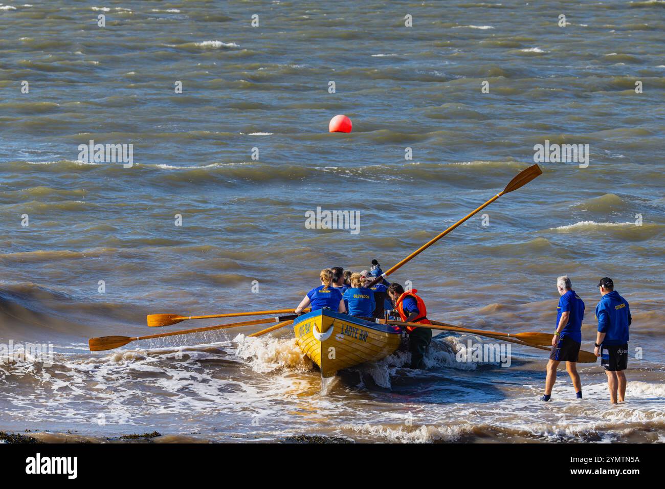 Pilot gig coming into Clevedon Slipway to change crews with choppy seas ...
