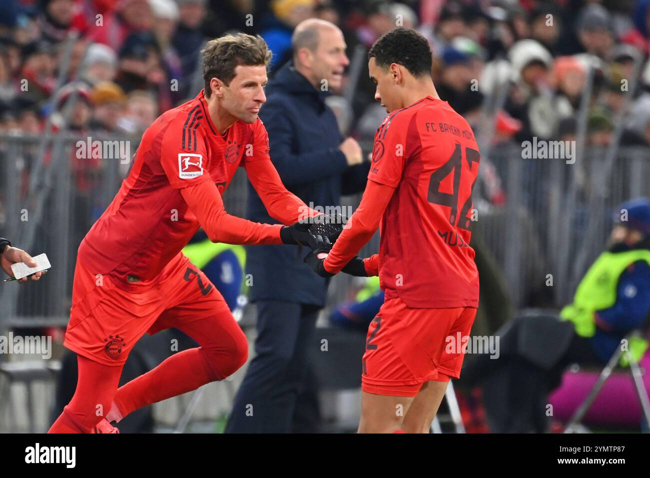 Substitution Thomas MUELLER (M?LLER, FC Bayern Munich), substitution ...
