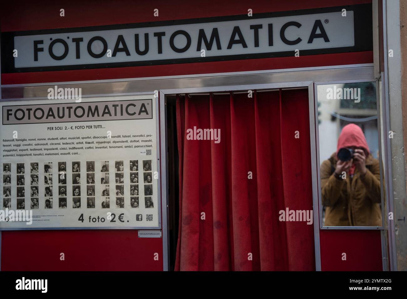 Fotoautomatica hi-res stock photography and images - Alamy