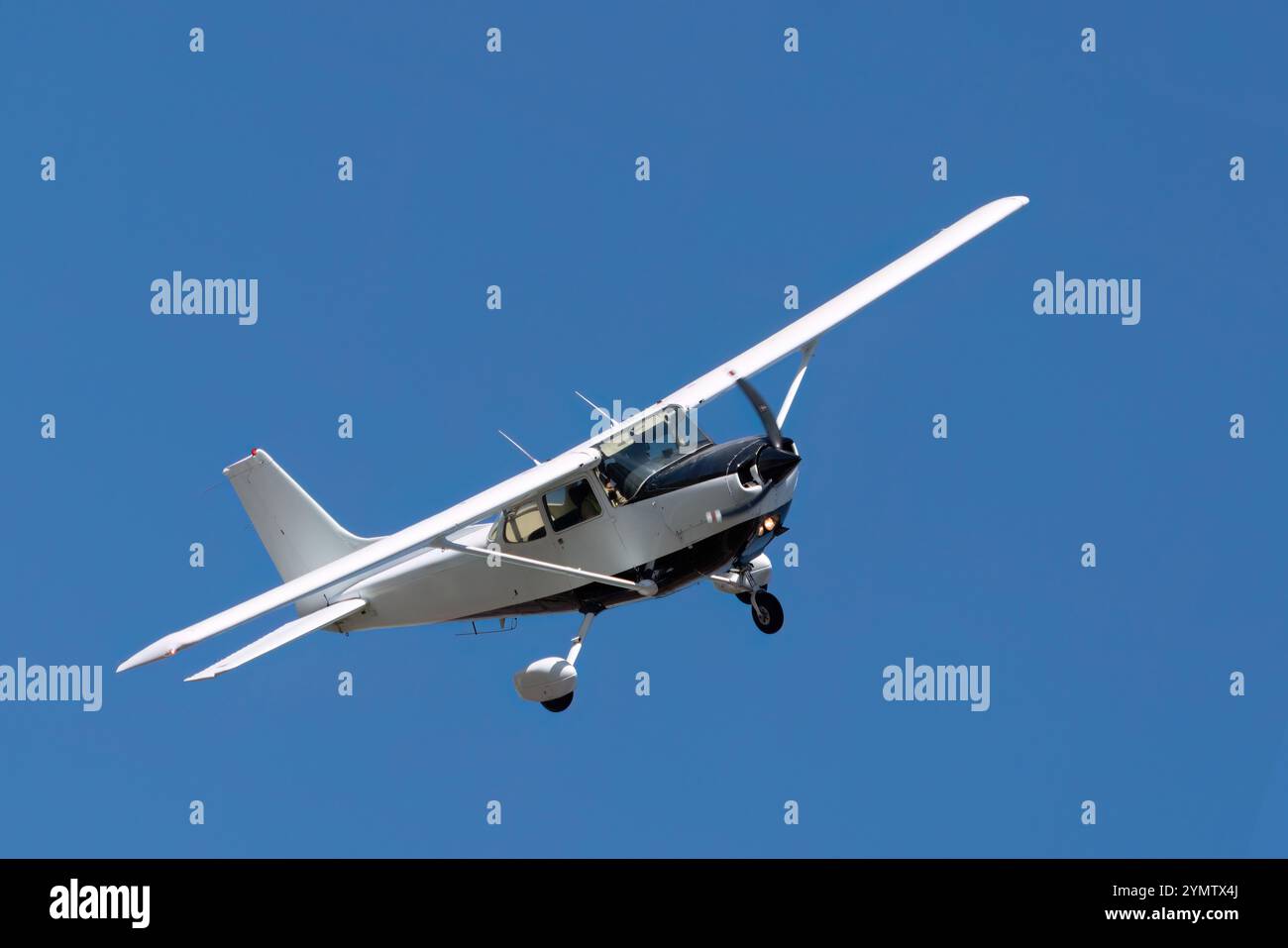 Small plane cockpit winter hi-res stock photography and images - Alamy