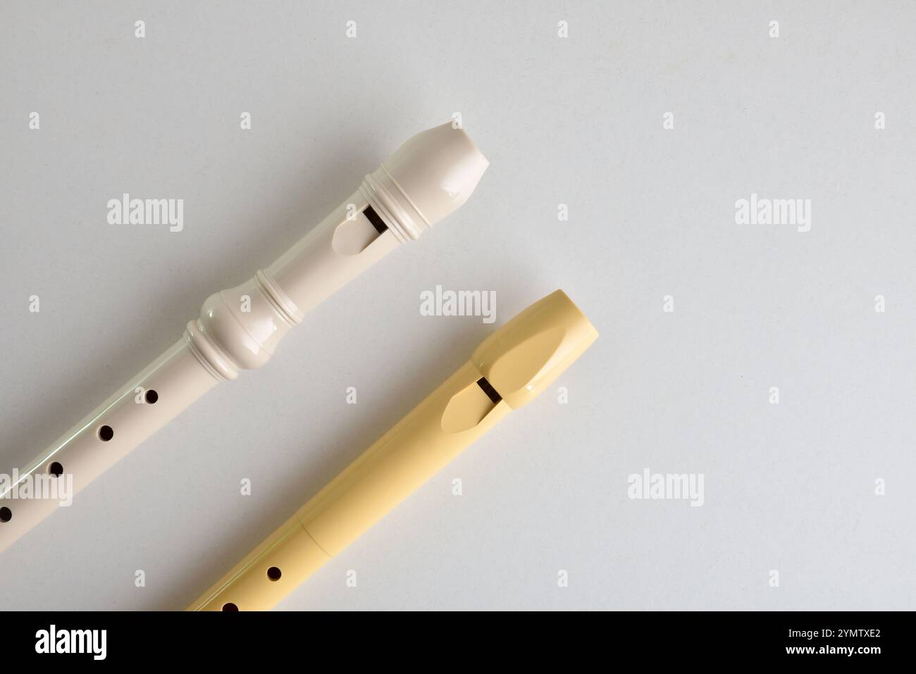 Two classic recorders hi-res stock photography and images - Alamy