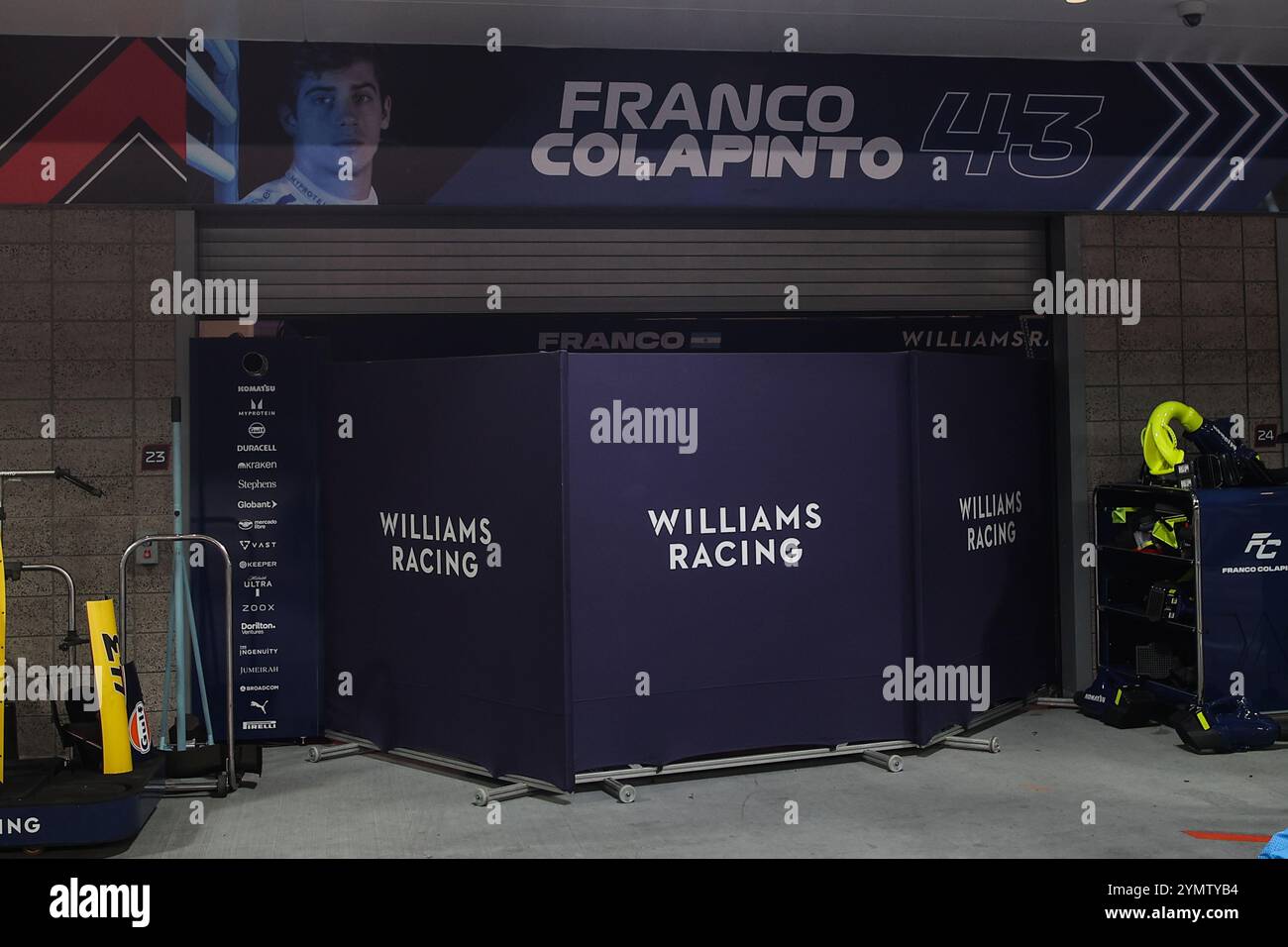 43 COLAPINTO Franco (arg), Williams Racing FW46, box garage, box ...