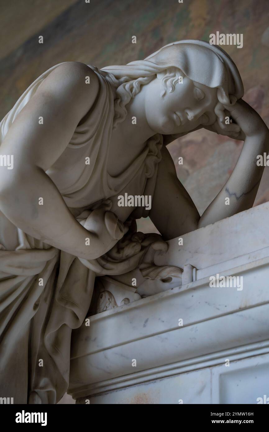 Beautiful details on marble sculptures, statues and tombs in The ...