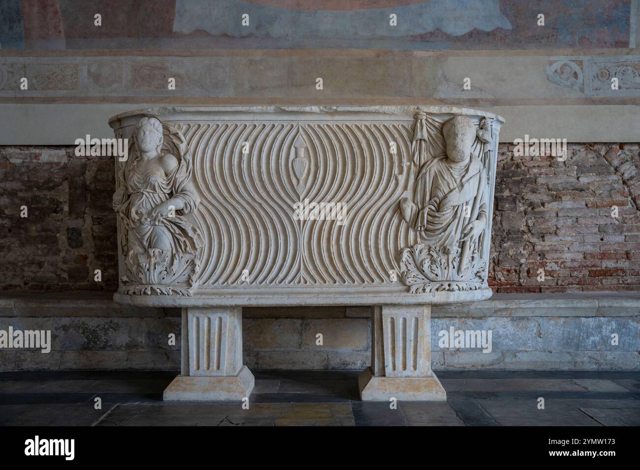 Beautiful details on marble sculptures, statues and tombs in The ...