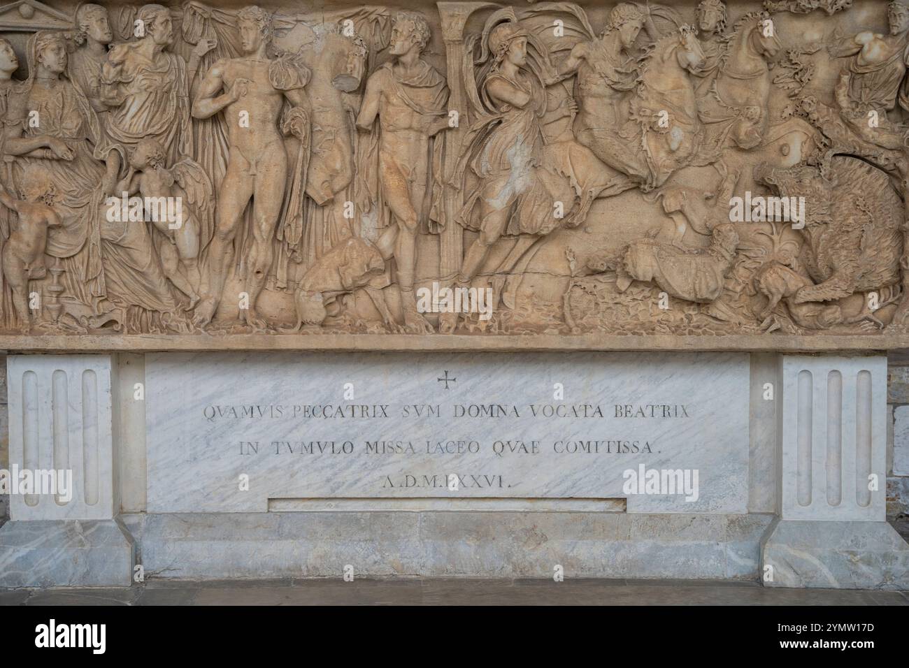 Beautiful details on marble sculptures, statues and tombs in The ...