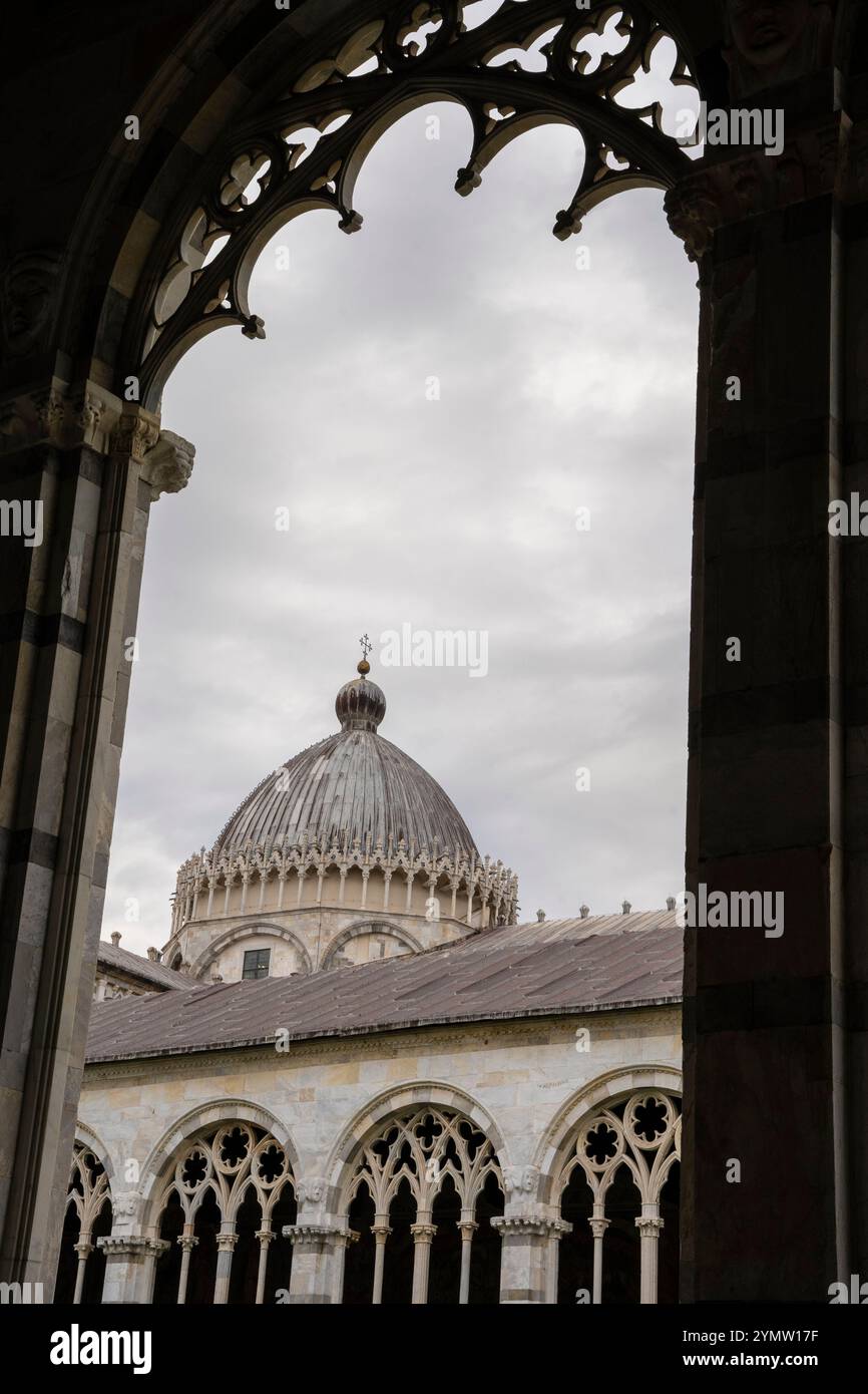 Beautiful details on marble sculptures, statues and tombs in The ...