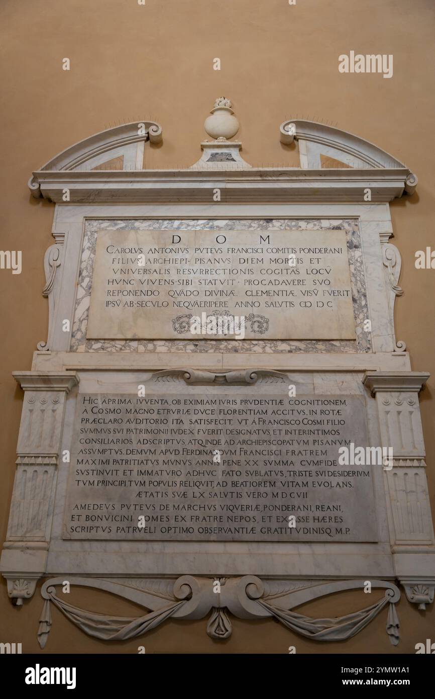 Beautiful details on marble sculptures, statues and tombs in The ...