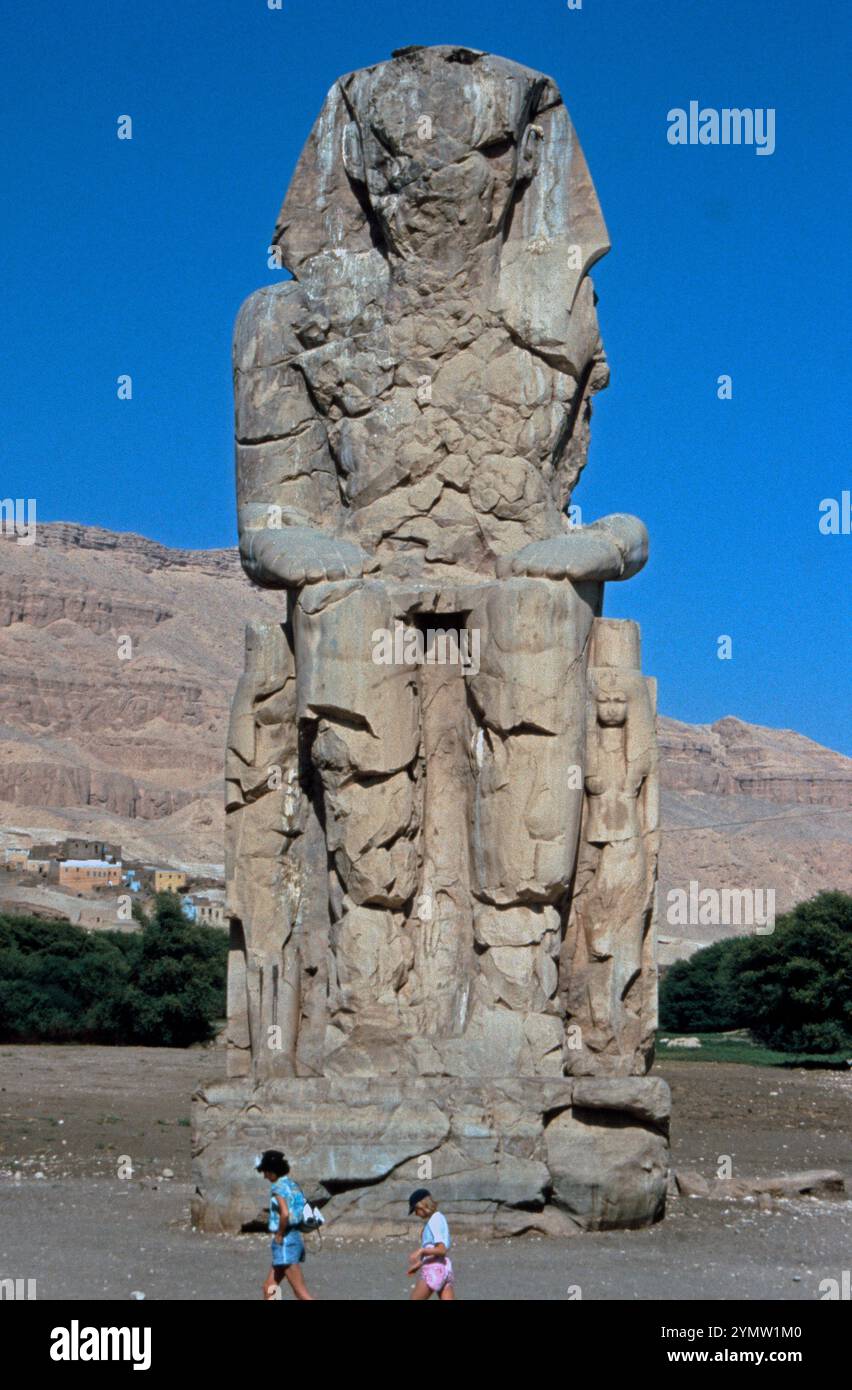 The colossi of memnon amenophis iii hi-res stock photography and images ...