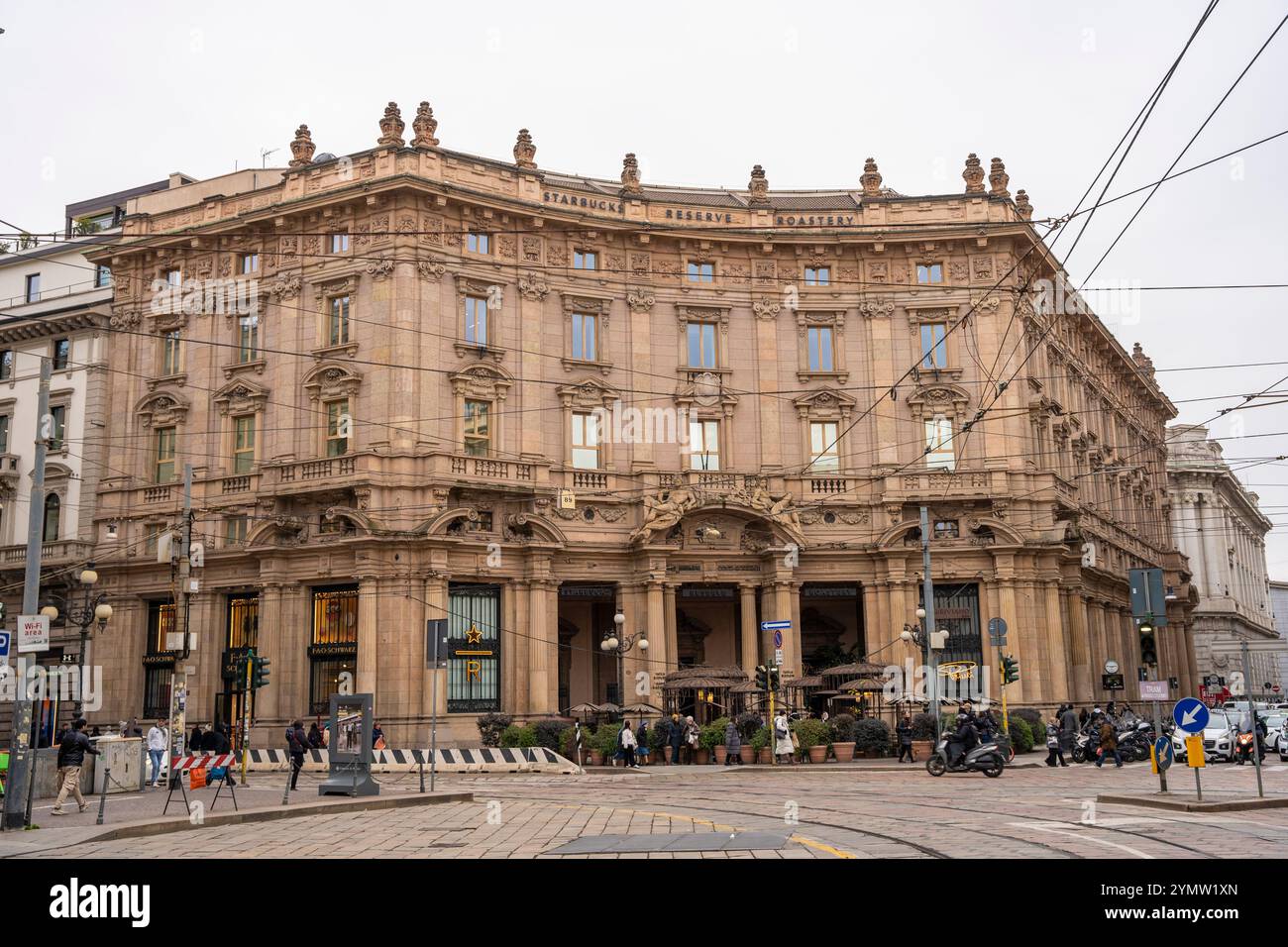 Historic Broggi Palace (Palazzo Broggi) Milan stock exchange until 1932 ...