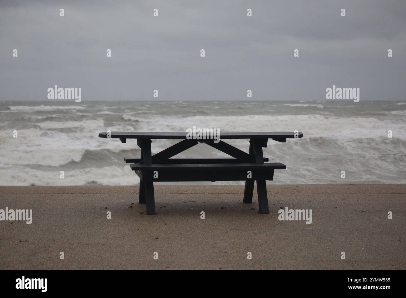 Massive dark storm clouds hi-res stock photography and images - Alamy