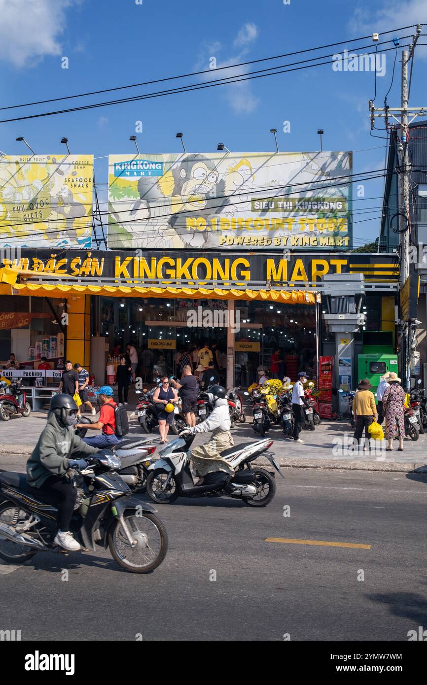 King kong mart hi-res stock photography and images - Alamy