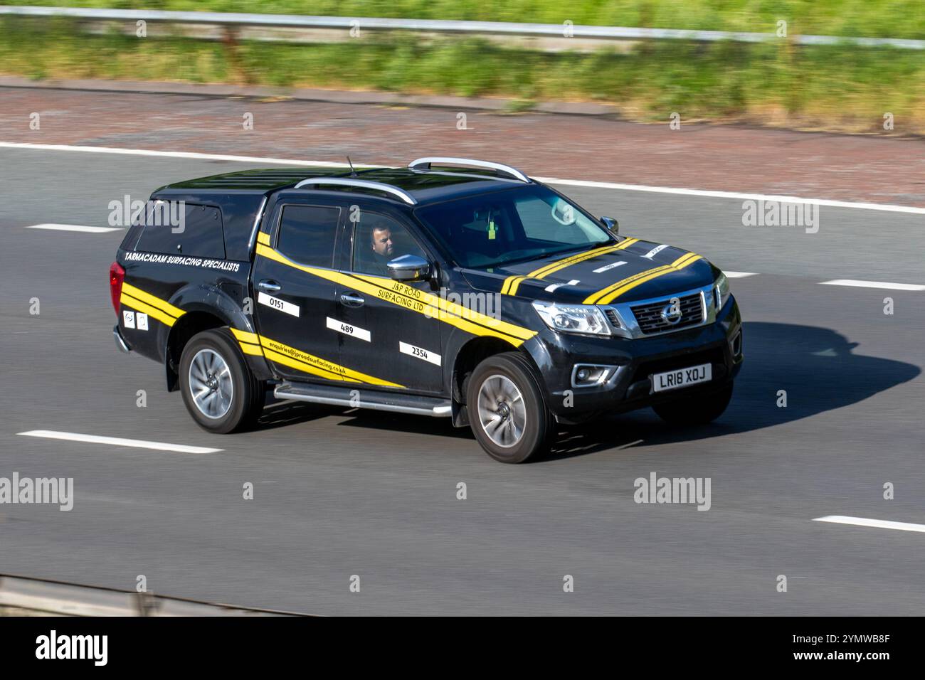 Camping car nissan navara hi-res stock photography and images - Alamy
