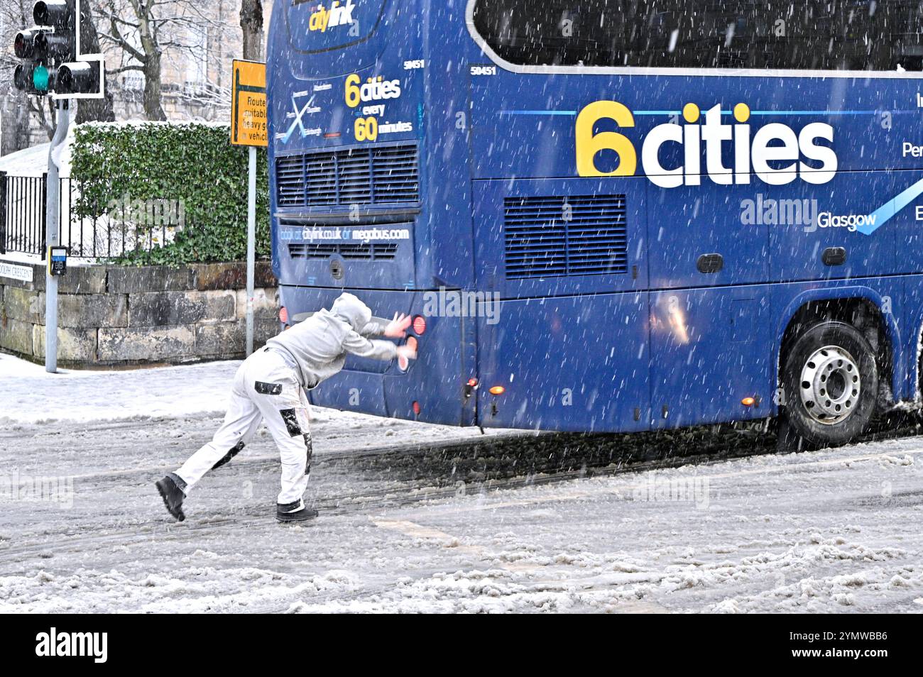 Edinburgh, Scotland, UK. 23rd Nov 2024. Storm Bert:Heavy snow in the ...