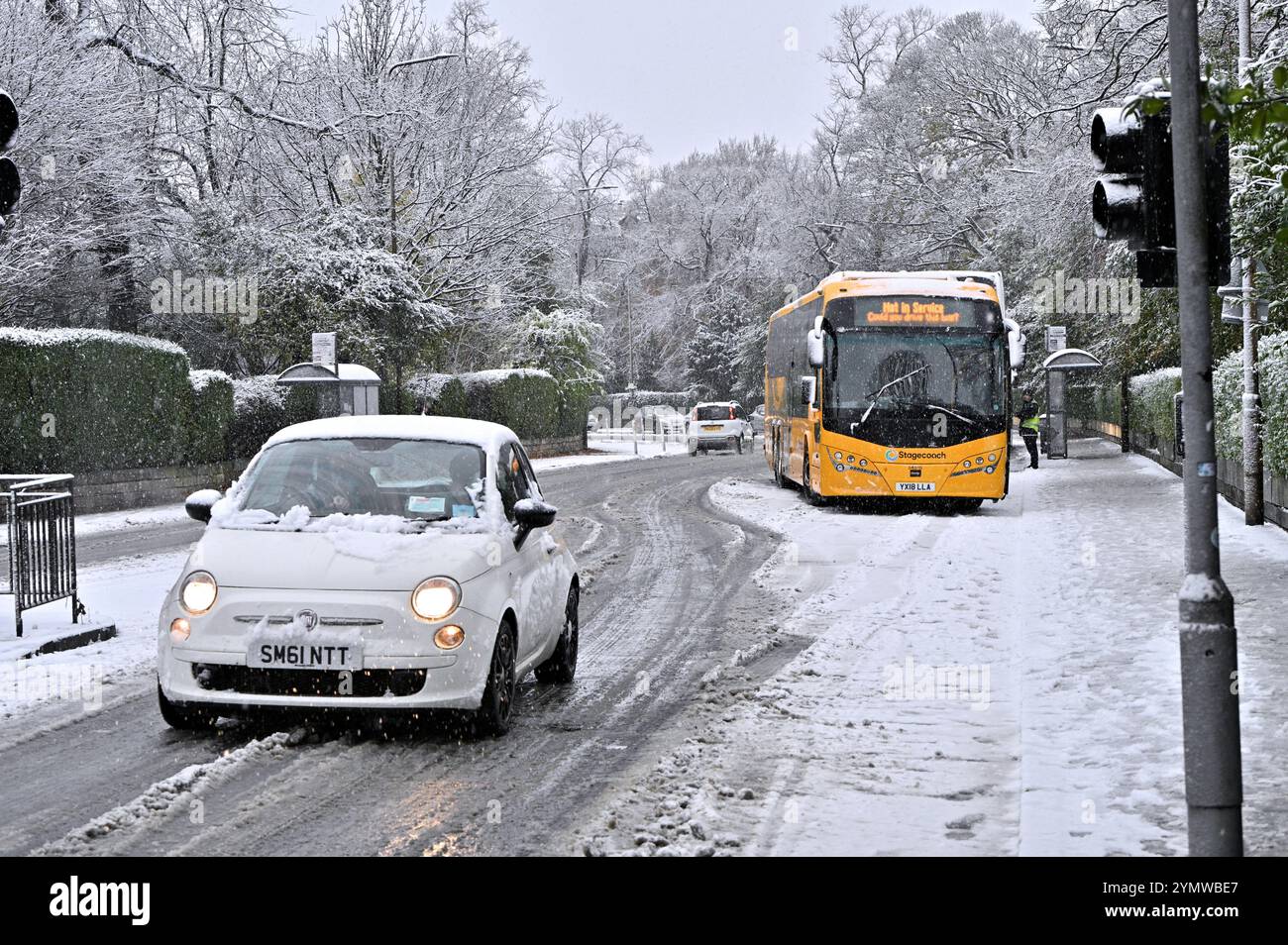 Weather falling hi-res stock photography and images - Alamy