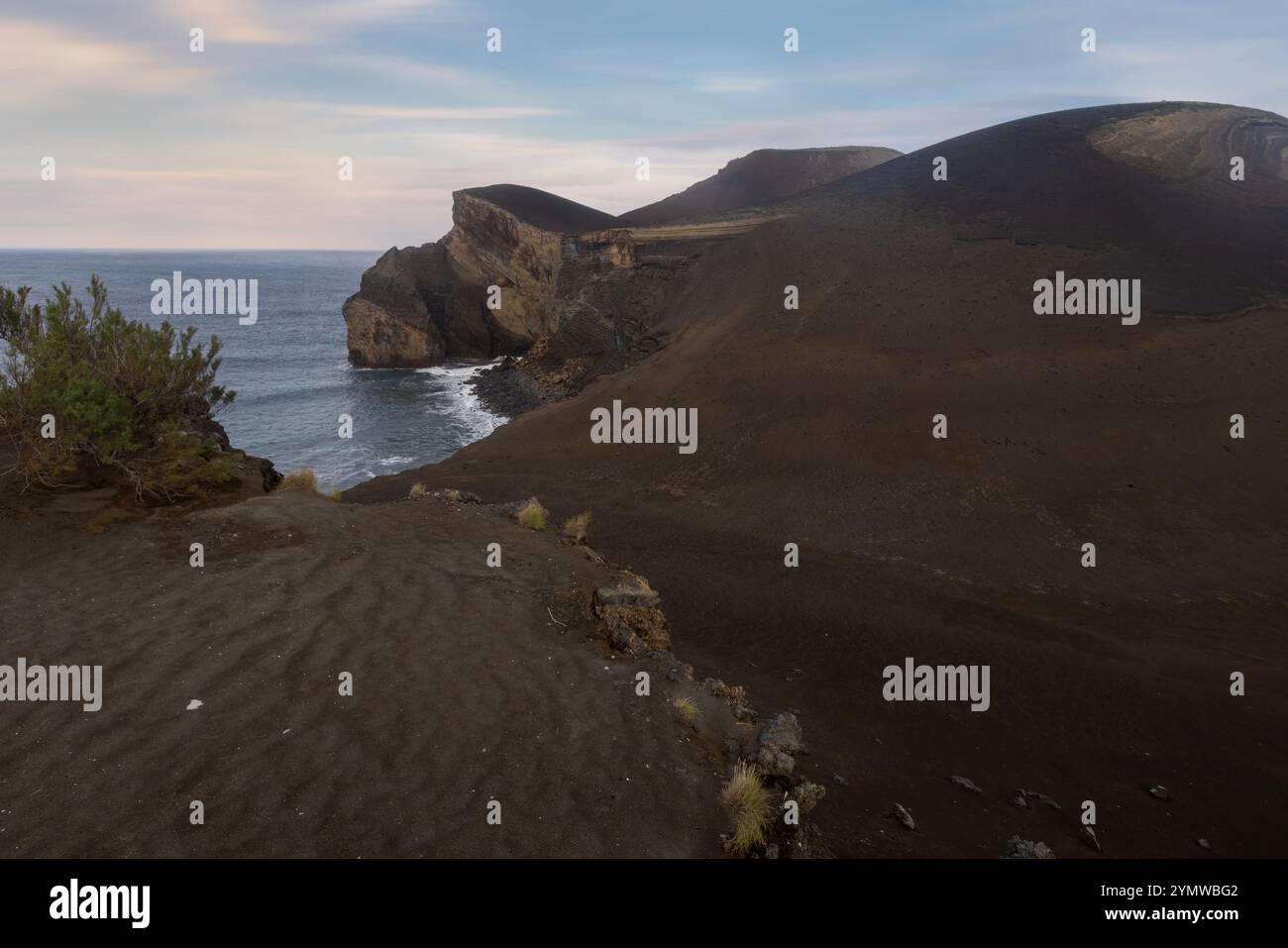 Between 1957 and 1958 a volcanic eruption caused the destruction of the ...