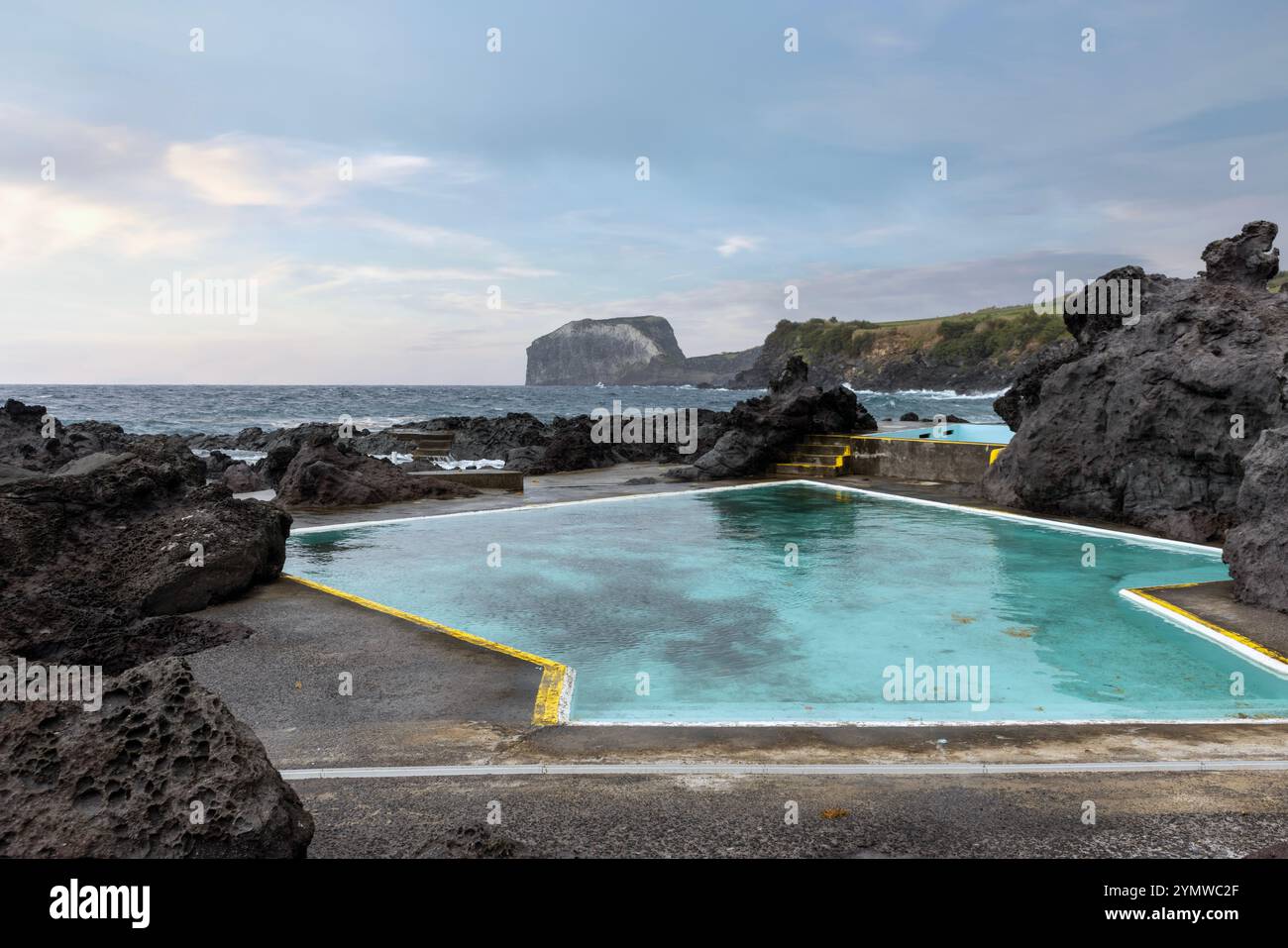 Piscinas naturais de castelo branco hi-res stock photography and images - Alamy