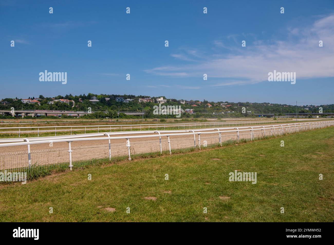 Hippodrome green grass track hi-res stock photography and images - Alamy