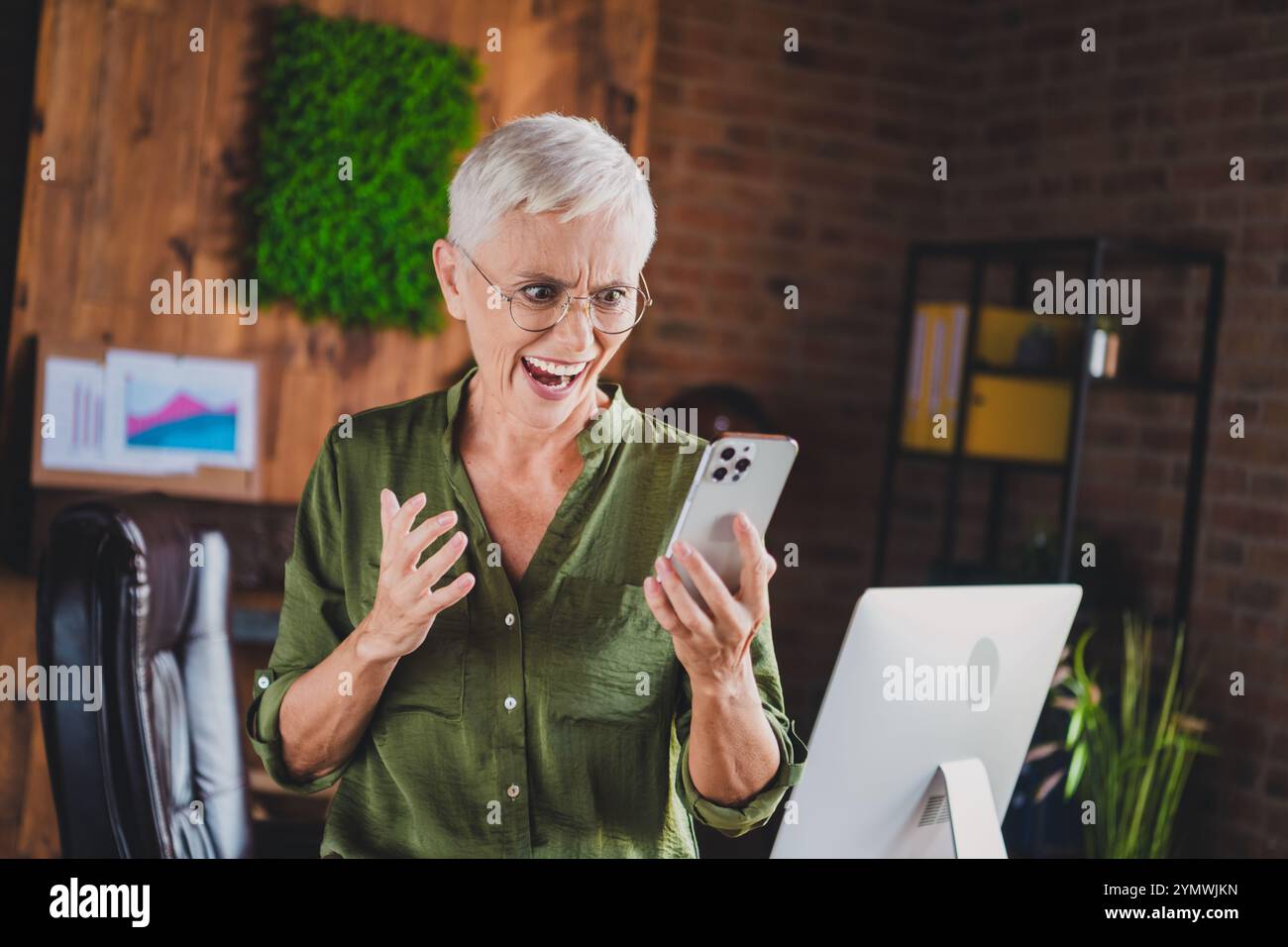 Photo of angry furious mad lady dressed shirt eyewear workplace ...