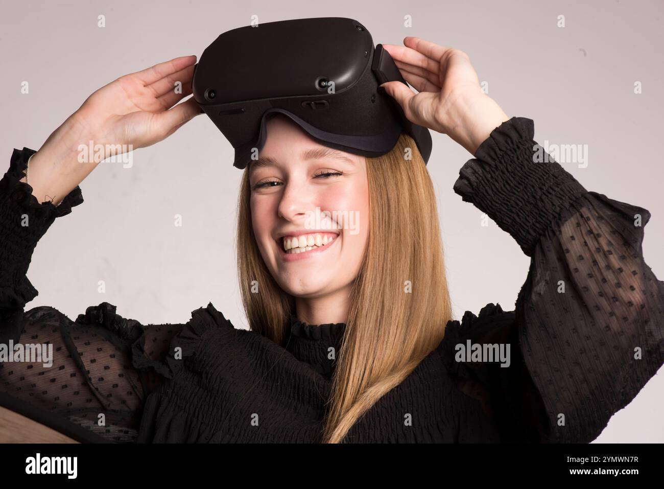 Virtual reality mapped and realized in eyeglasses Virtual reality mapped in eyeglasses Stock ...