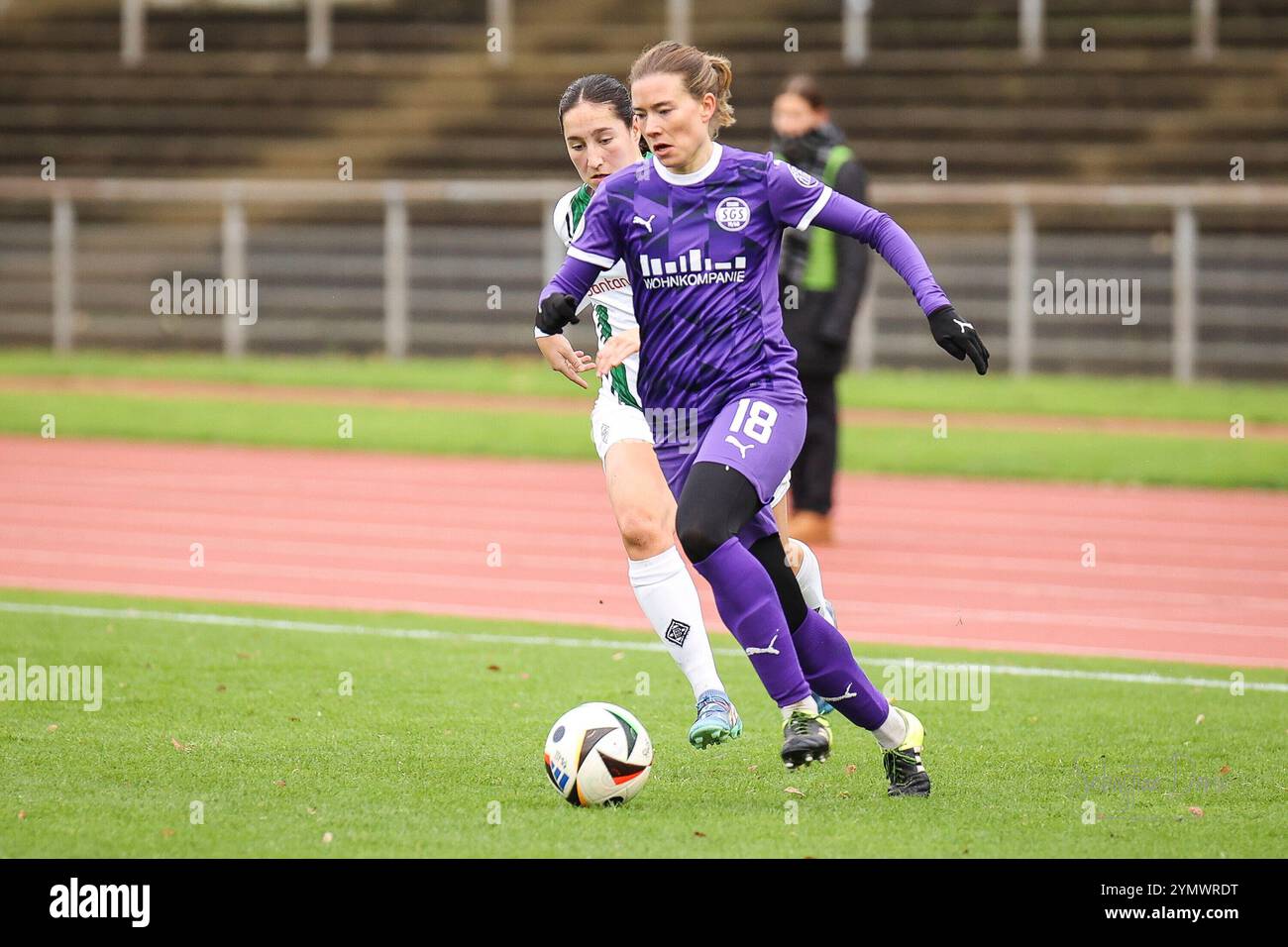 Lena Ostermeier (SGS Essen #18) -- DFB-Pokal Achtelfinale, Borussia M ...