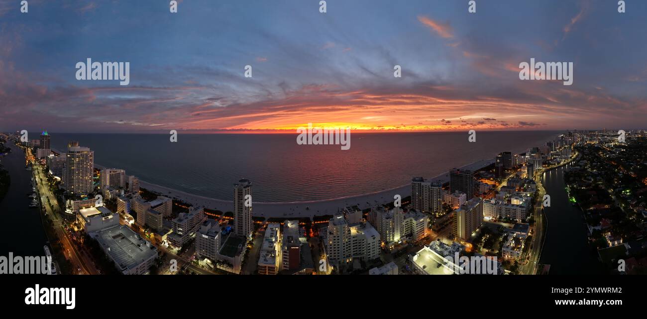 Sunrise over Miami Beach, Florida – A Stunning Coastal Cityscape Stock ...