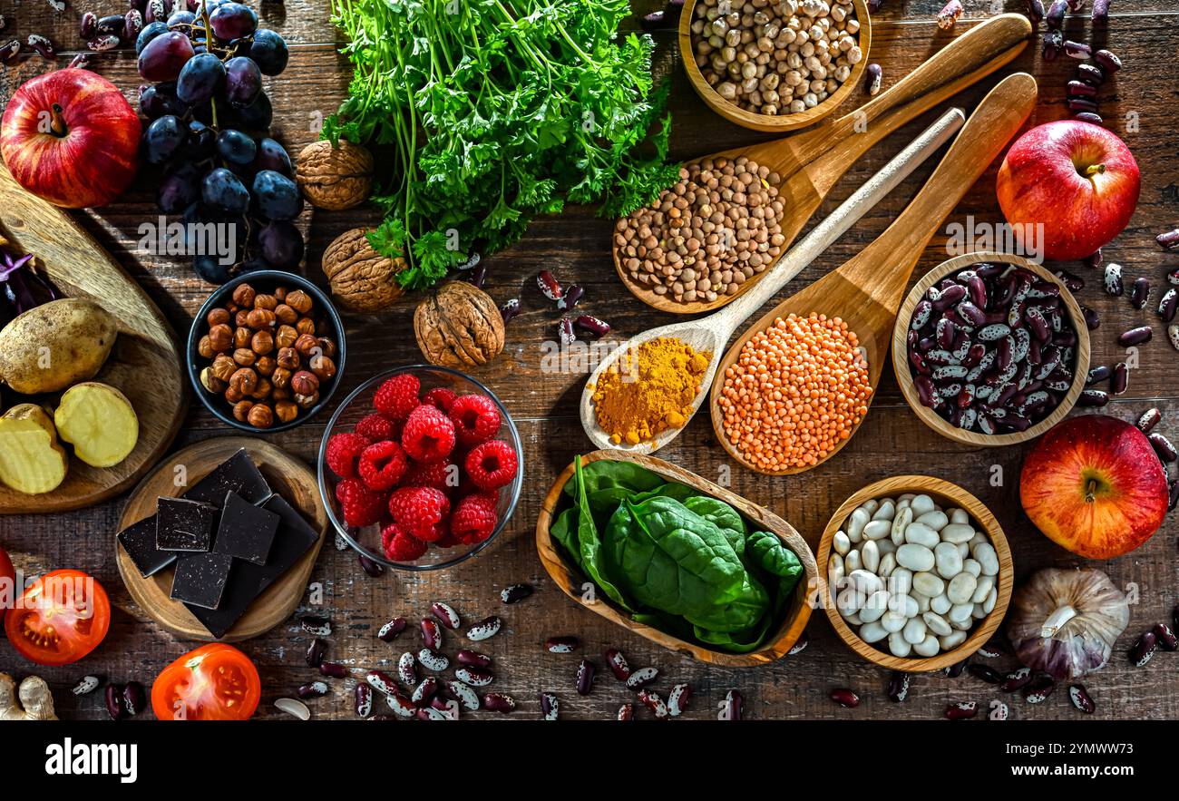 Foods rich in antioxidants. Healthy diet Stock Photo - Alamy