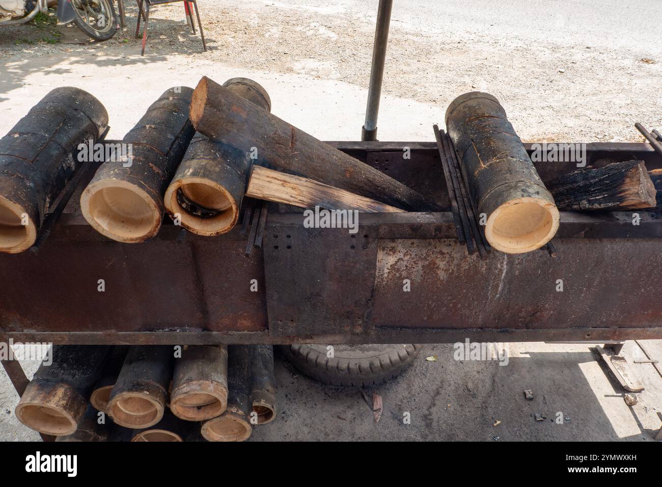 Food bamboo tubes hi-res stock photography and images - Alamy