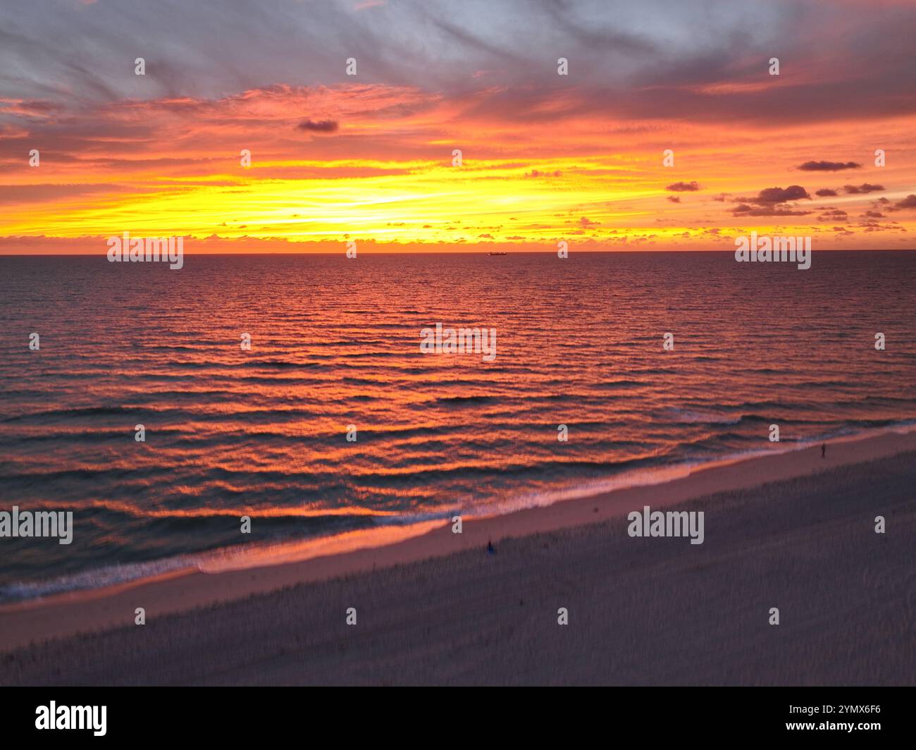 Spectacular sunrise over Miami Beach with the Ocean and Buildings ...
