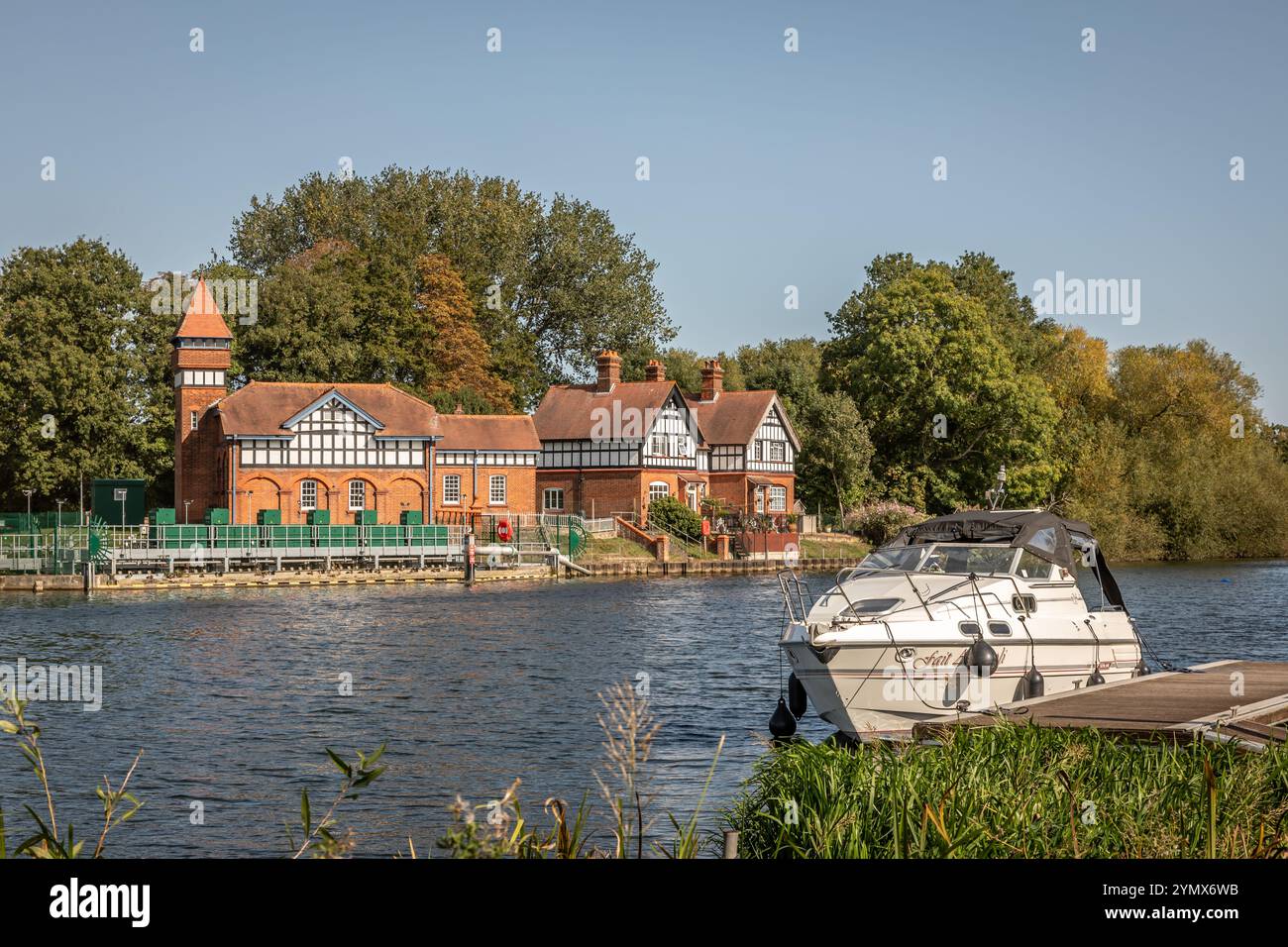 Hythe End Pumping Station, Staines, Surrey, England, UK Stock Photo - Alamy