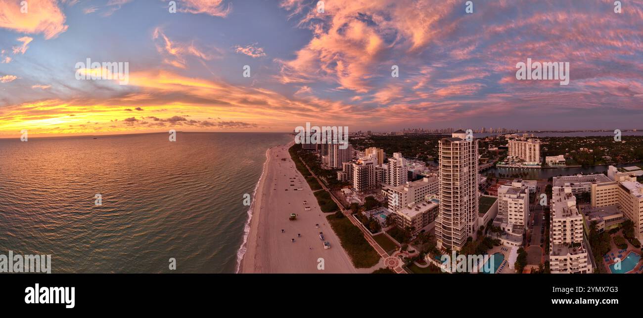 Spectacular sunrise over Miami Beach with the Ocean and Buildings ...
