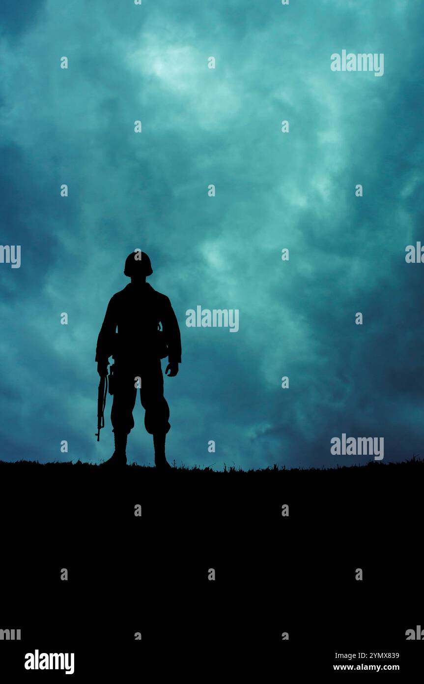 Soldier standing on hi-res stock photography and images - Alamy
